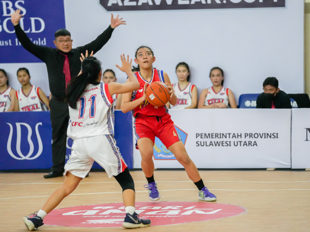 Perayaan Natal Versi Greine Sangkay Sang First Team asal Manado | DBL ID