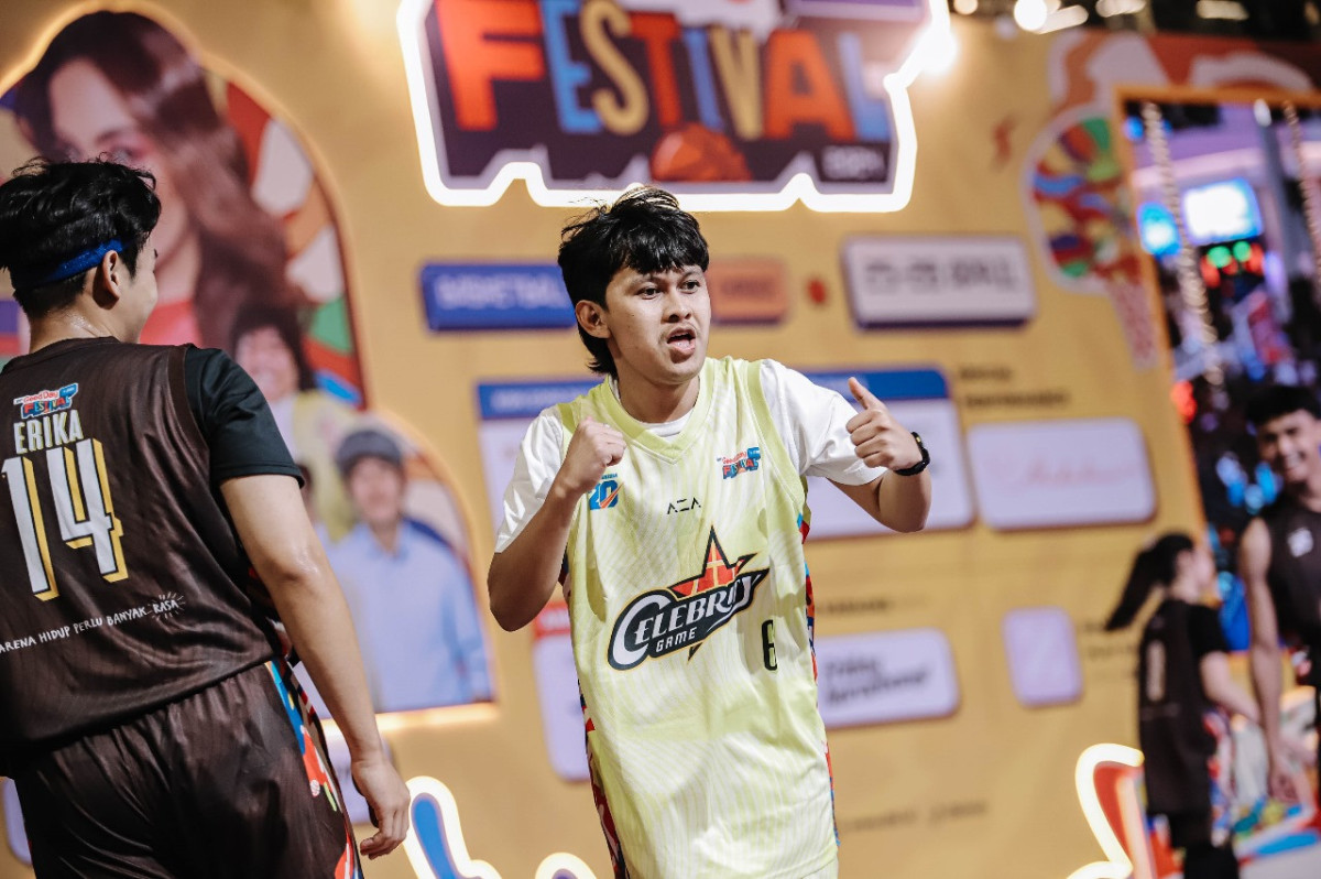 Perdana Basketan di Mall, Indra Jegel Takjub dengan Crowd DBL Festival ...