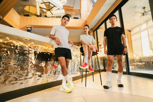 Cocok Buat Pelajar, Sepatu AZA Dash Siap Temani Daily Running-mu! | DBL ID