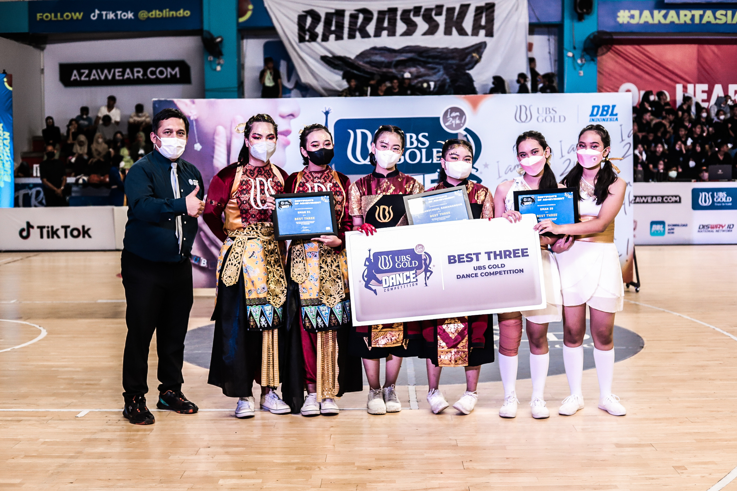 Selamat! Ini Best Three UBS Gold Dance Competition Jakarta Timur | DBL ID