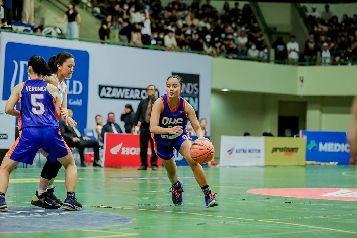 5 Playlist Favorit Adinda Si First Team Perdana dari Olifant | DBL ID