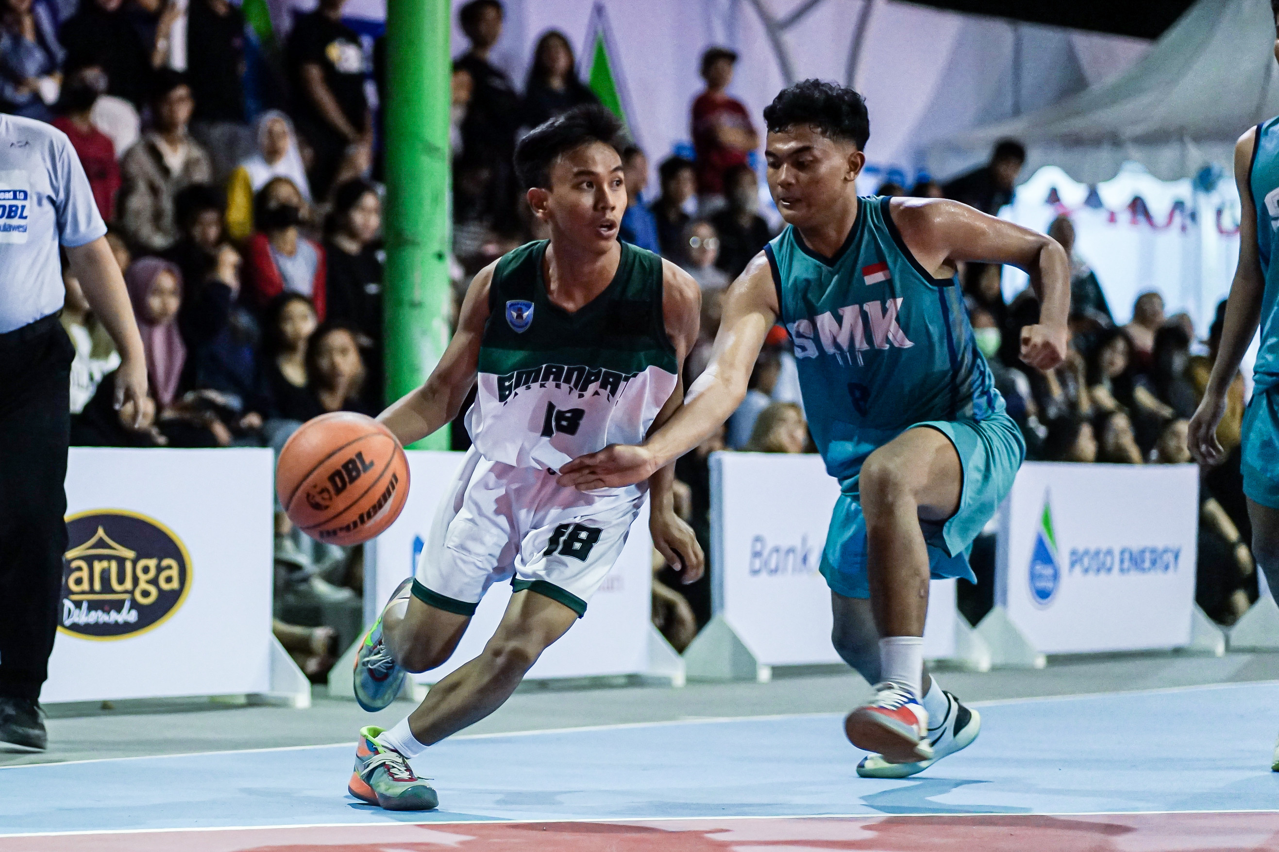 Kejar-kejaran Poin, SMAN 4 Palu Rebut Final DBL Palu Atas SMKN 3 Palu ...