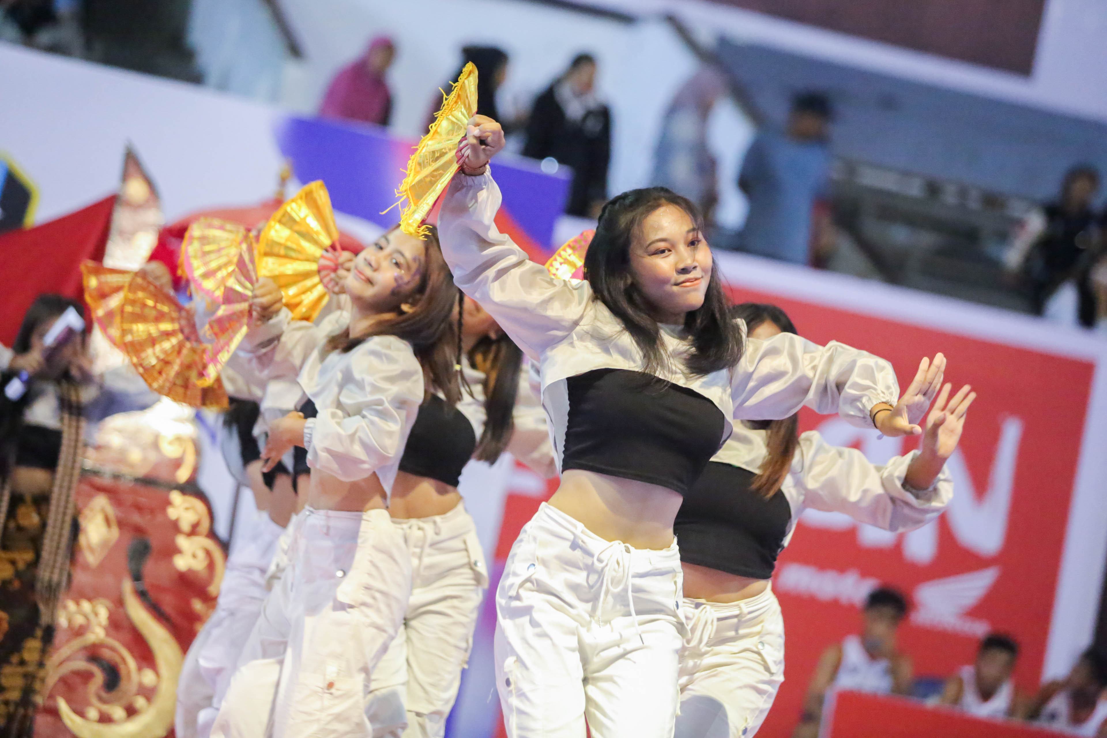 Trandmorance Lestarikan Budaya Indonesia Lewat Tarian Modern | DBL ID