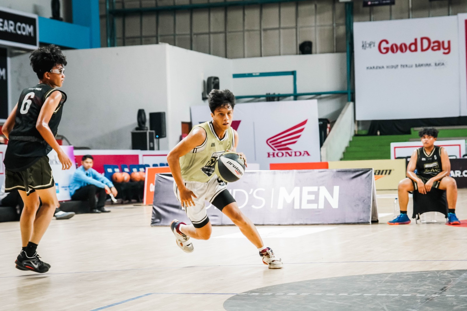MAN 2 Jakarta Menangi Duel Tim Debutan di Pond's Men 3x3 | DBL ID