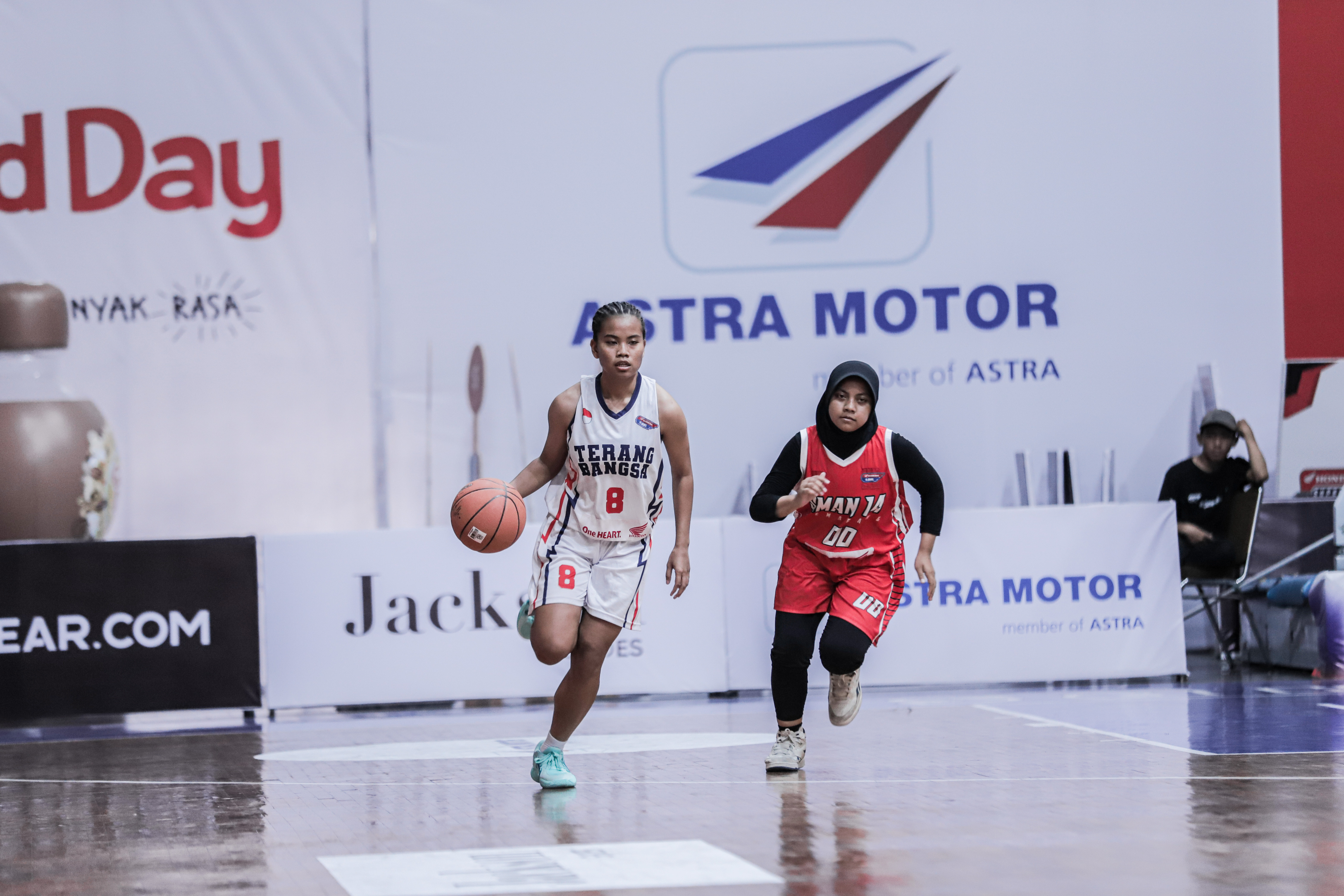 Hasil DBL Semarang Hari Kelima: Fantastic Four Putri Full! | DBL ID