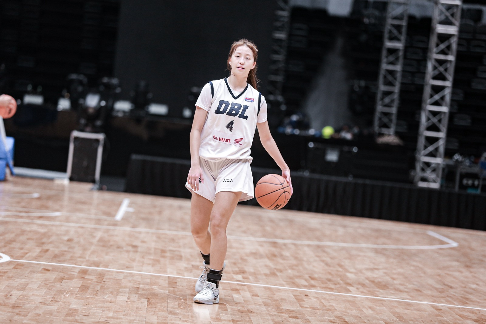 Ikut Fun Games Lawan Kopi Good Day, Evangeline Clarissa: Indonesia ...