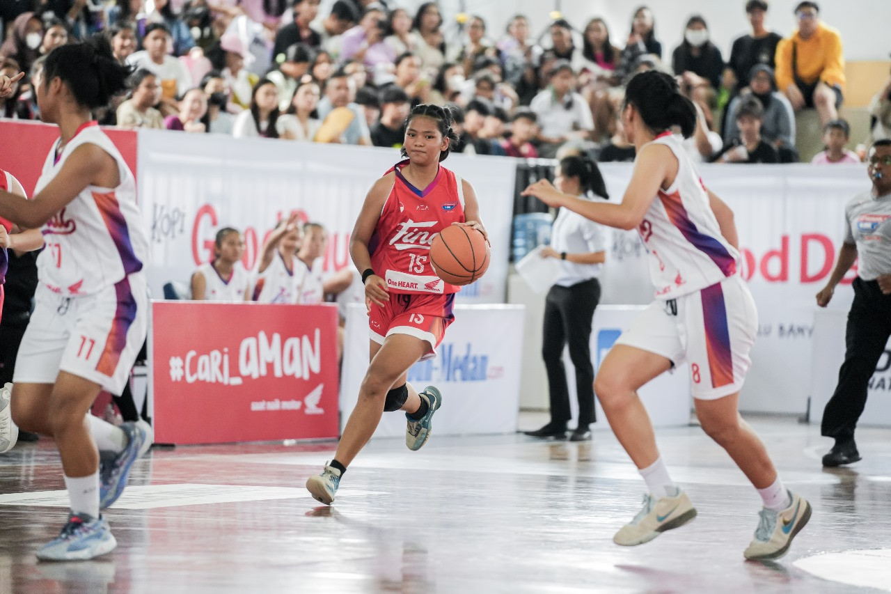 Riana Harefa Paling Jago Cetak Peluang di Top 5 Assist Leaders DBL ...