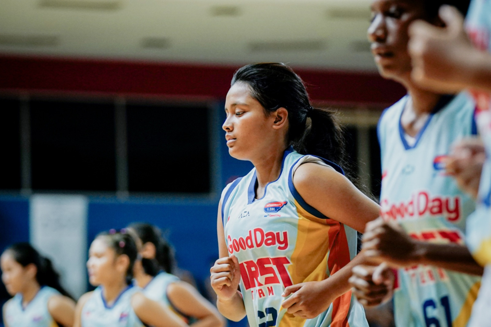 Gabut Sekalian Modus! Desiana Wila Hobi Naik-turun Lobi Hotel | DBL ID