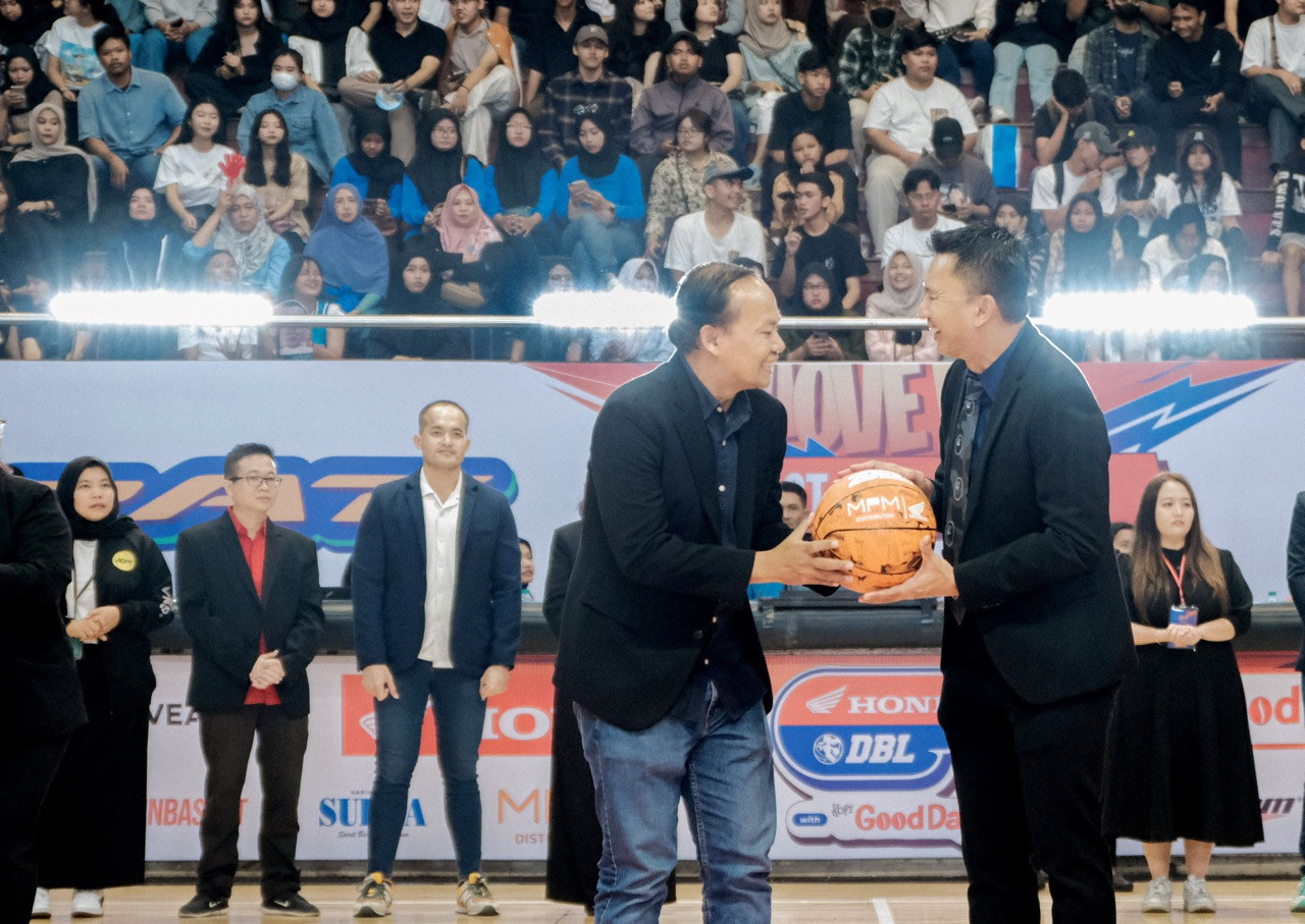 MPM Honda Jatim Bangga 17 Musim Bersama DBL: Satu Hati Satu Impian ...