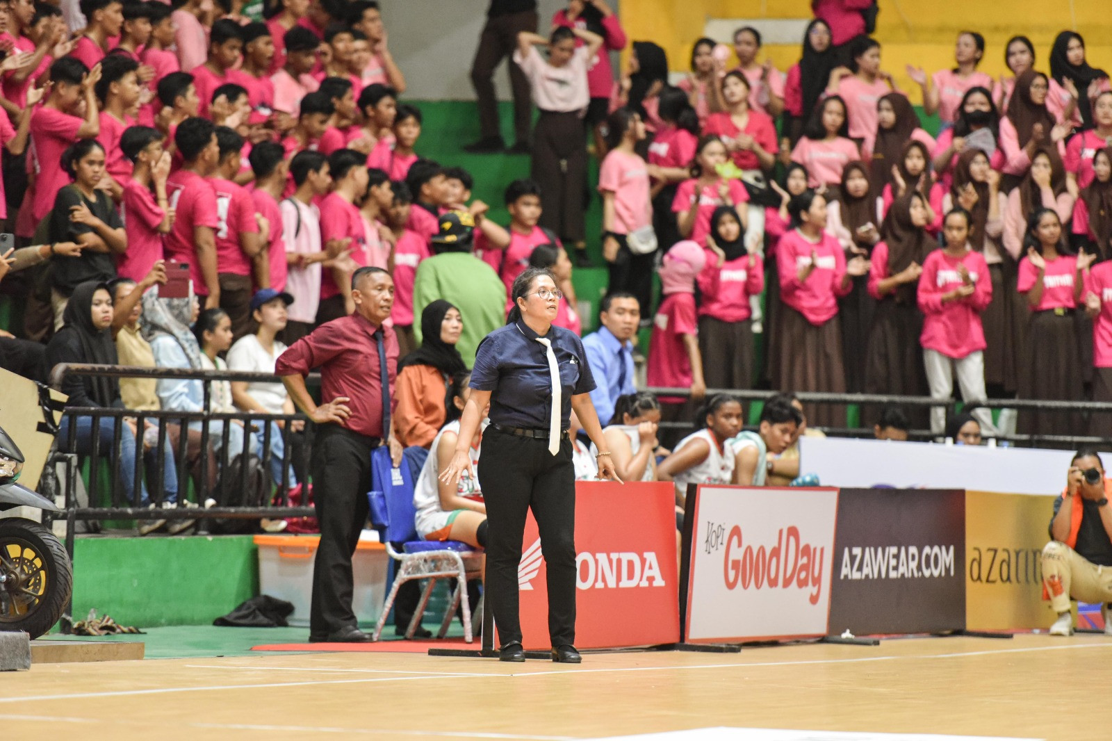 Ina Herawati, Sosok di Balik Kembalinya Piala DBL ke Smada Banjarmasin ...