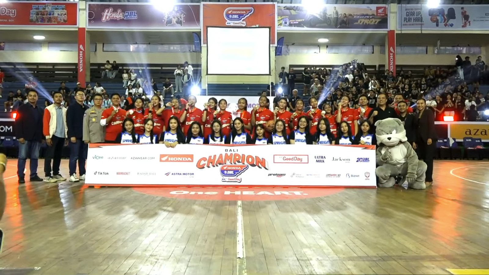Tumbangkan Dosman di Final Party, Smansa Denpasar Jadi Juara Lagi! | DBL ID