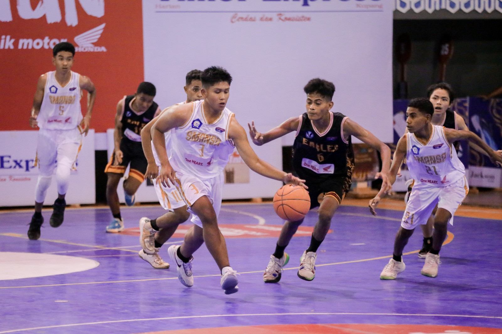 Menuju DBL Kupang: Latihan Pagi dan Sore, Putra Smansa Soe Siap ...