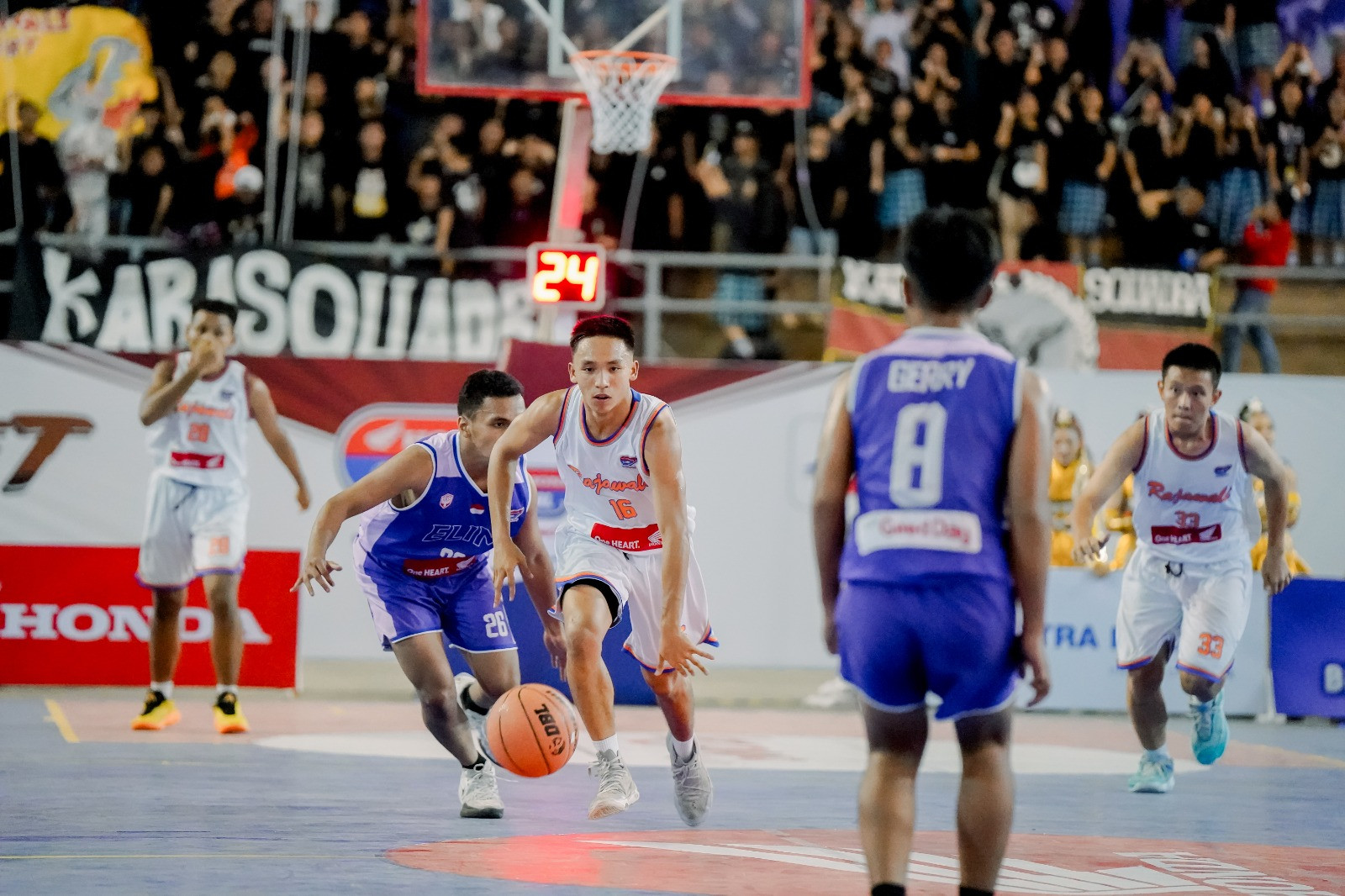 Neil Jhansen, Anak Basket yang Hobi Muncak! | DBL ID