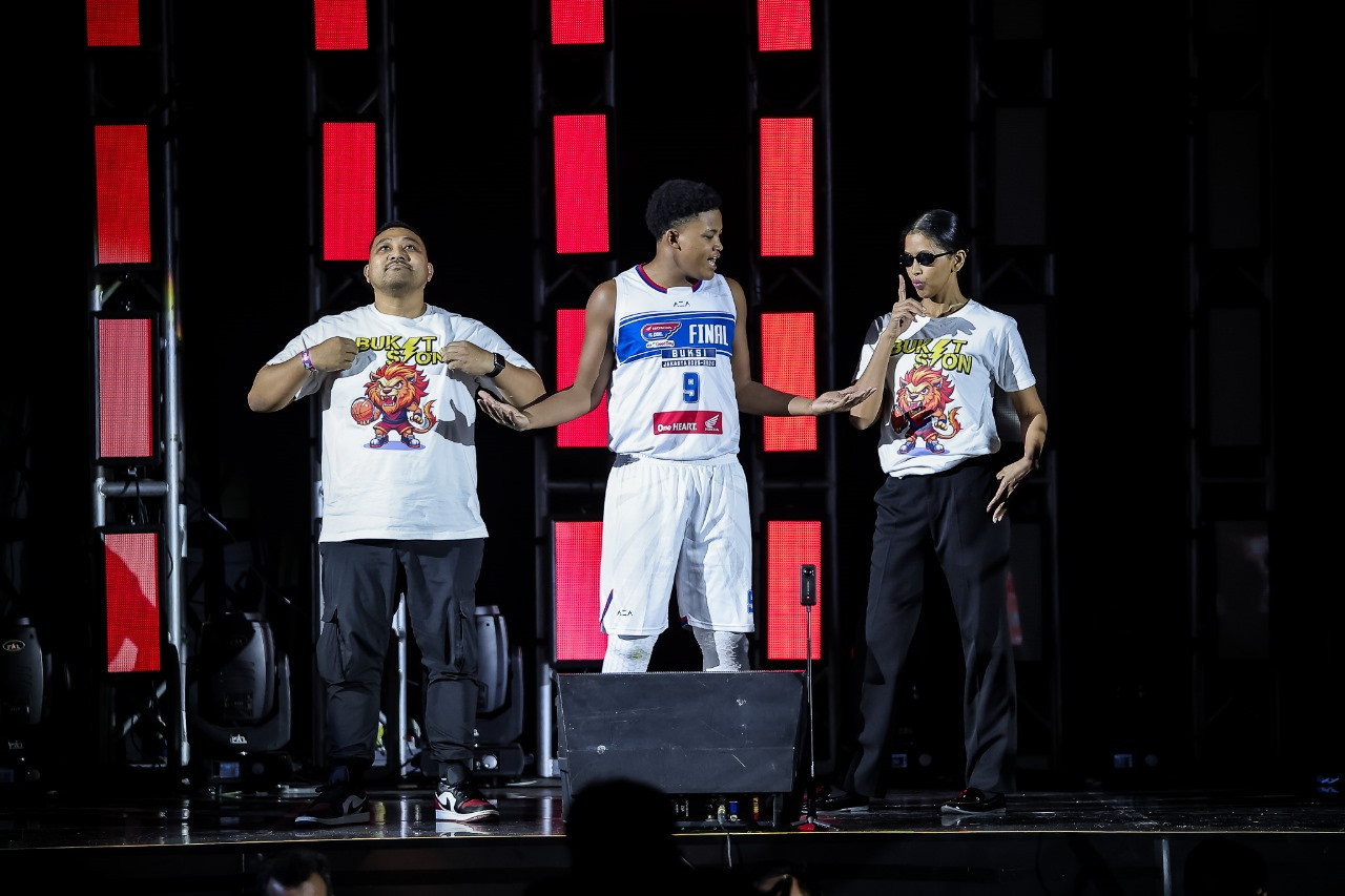 Tentang Ritual Baca Ayat Kursi Sebelum Laga dan Peran Penting Ibunda ...